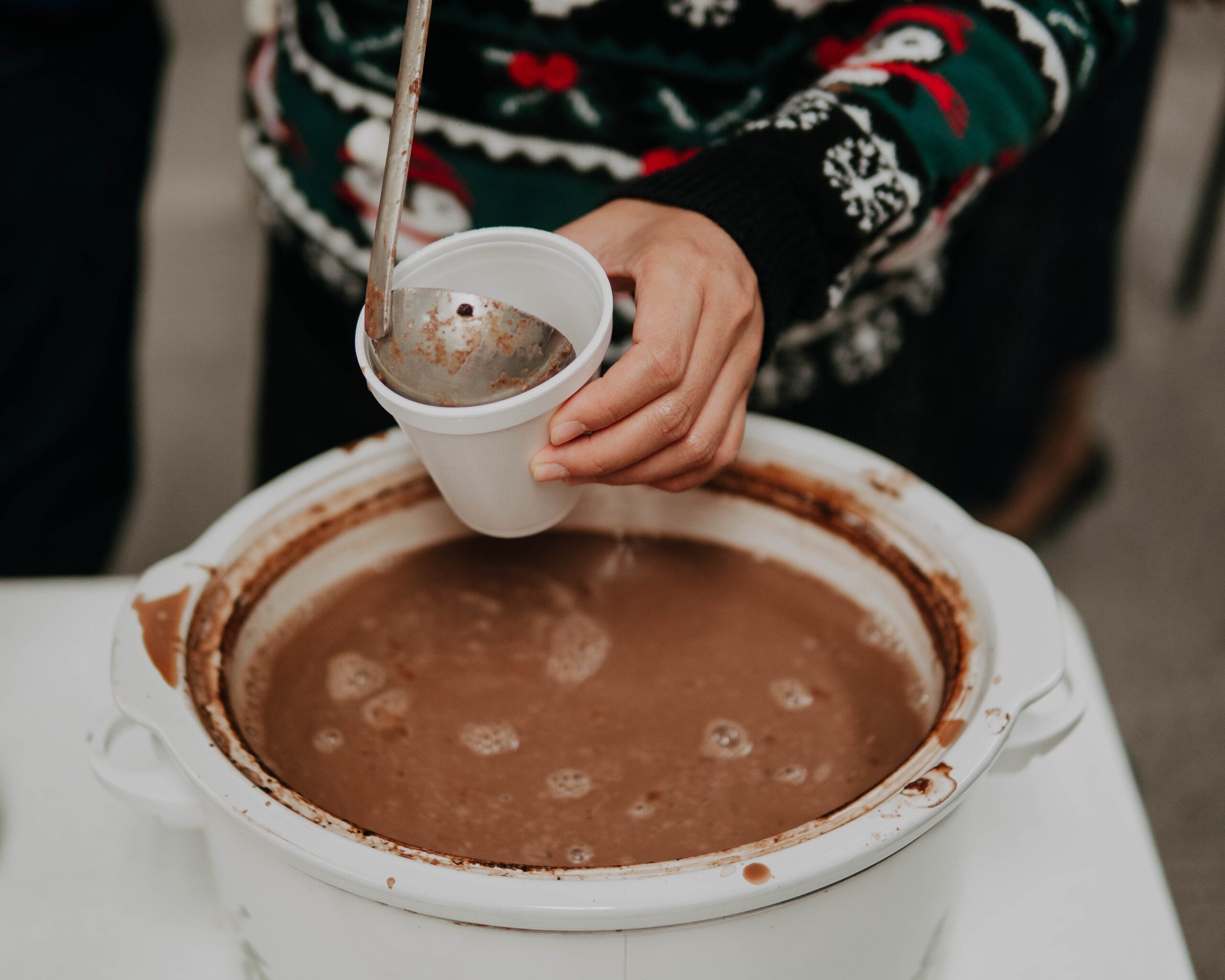 How to Make Hot Cocoa in a Crock Pot - Frosted Blog